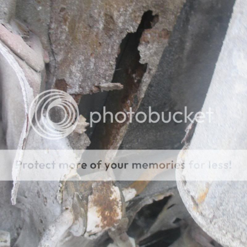 Rot and Rust, rear sway bar | Taurus Car Club of America : Ford Taurus ...